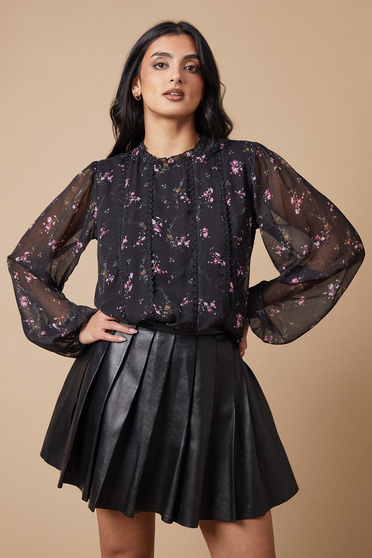 Oasis True Black Floral Chiffon Lace Trim Blouse | PrettyLittleThing