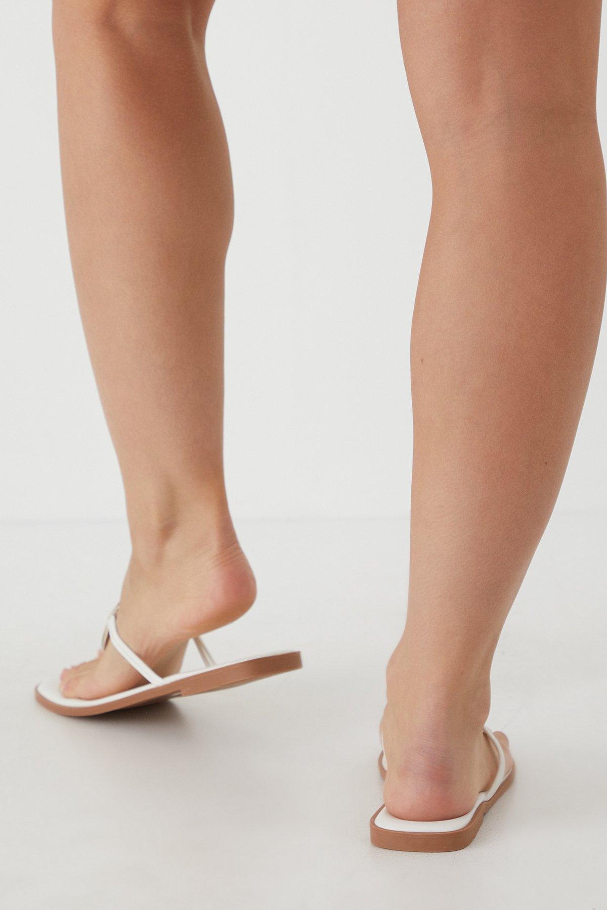 MissPap White Leather Look Hammered Plate Sandals | PrettyLittleThing