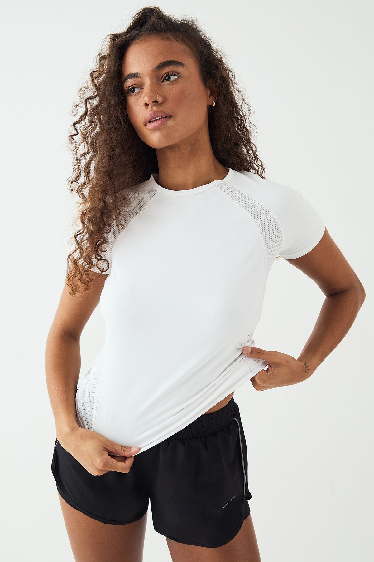 DSGN Studio White DSGN Studio Reflective Mesh Panel Running Top | PLT